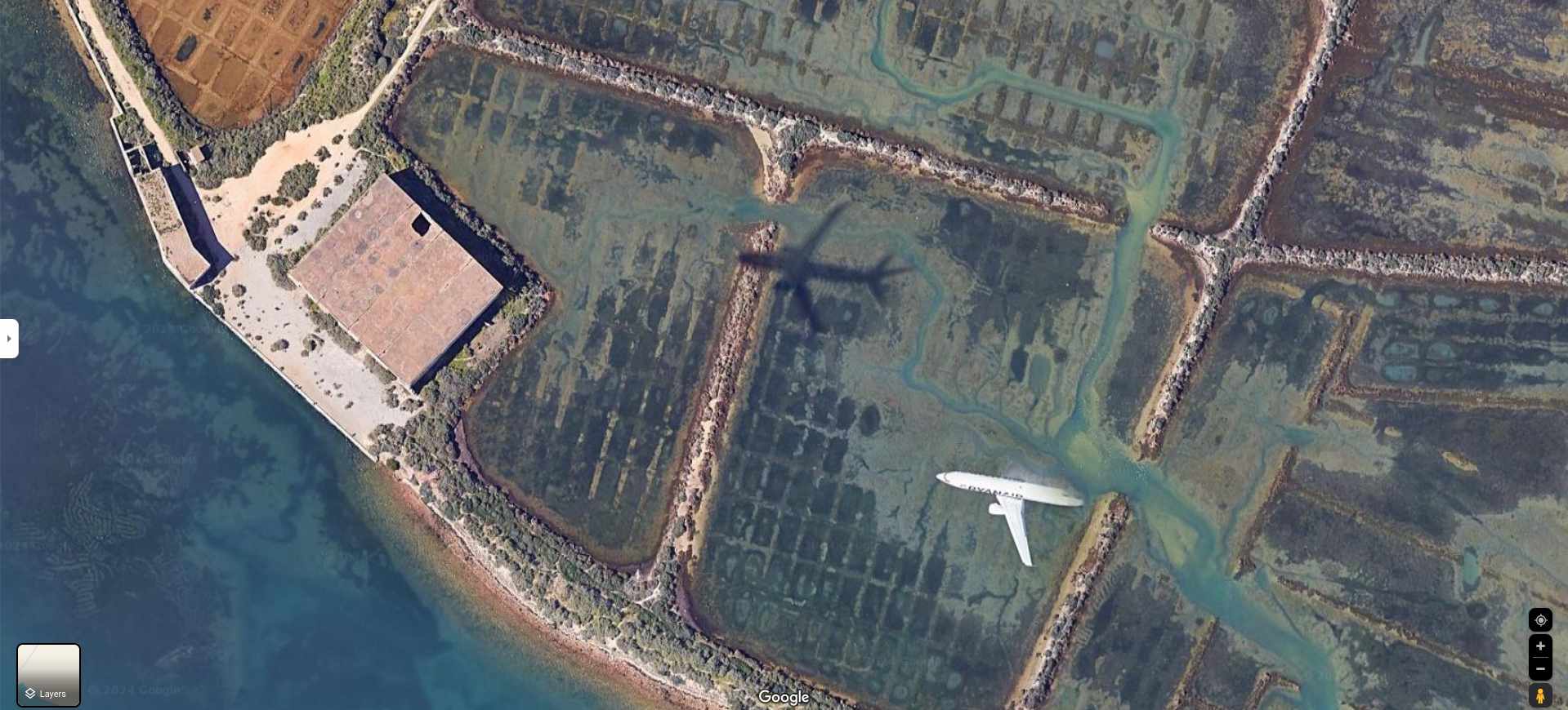 Ghost plane? - STREETVIEWFUN