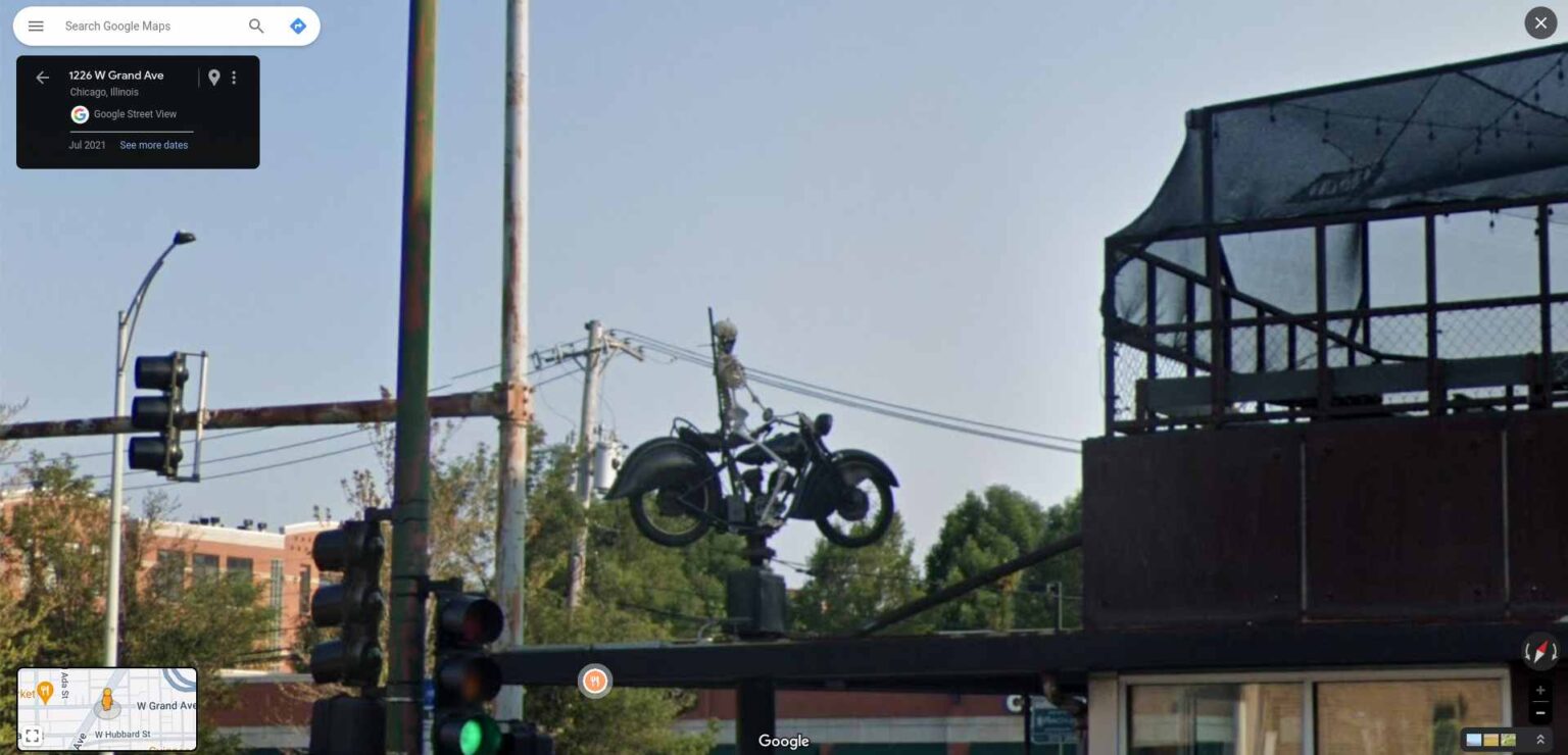Skeleton biker - STREETVIEWFUN
