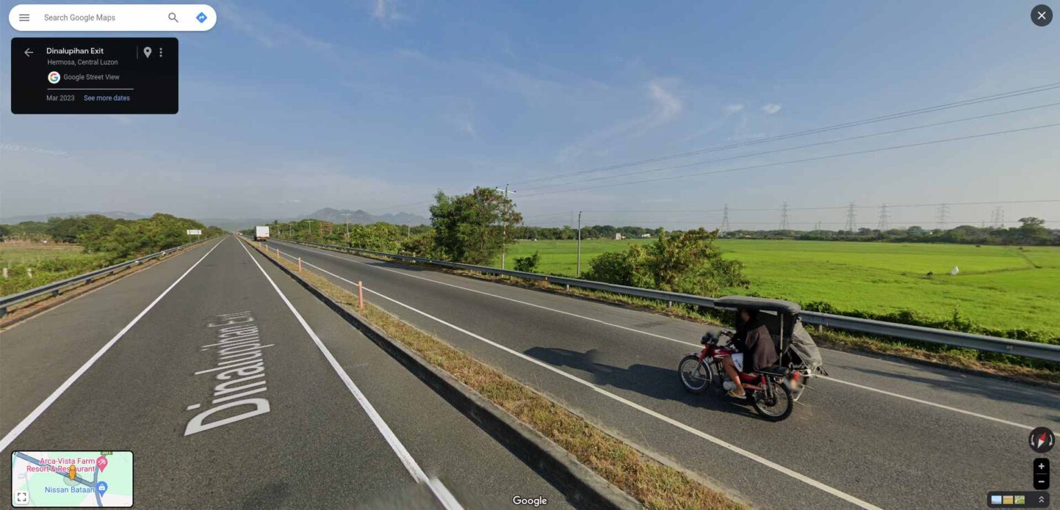 Tricycle at sctex highway - STREETVIEWFUN