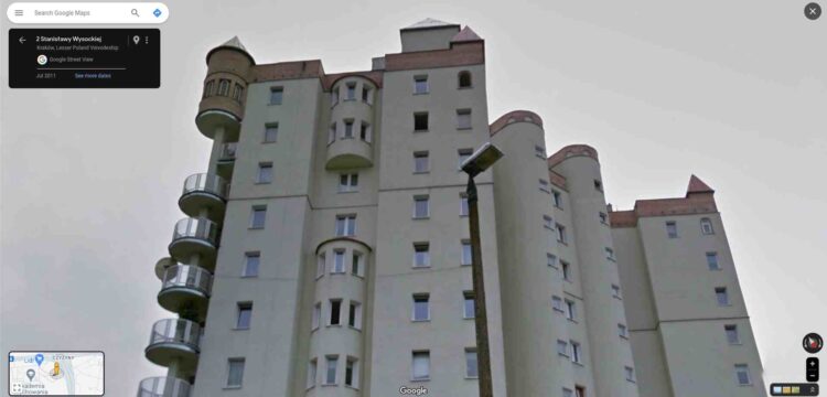Weird block of flats - STREETVIEWFUN