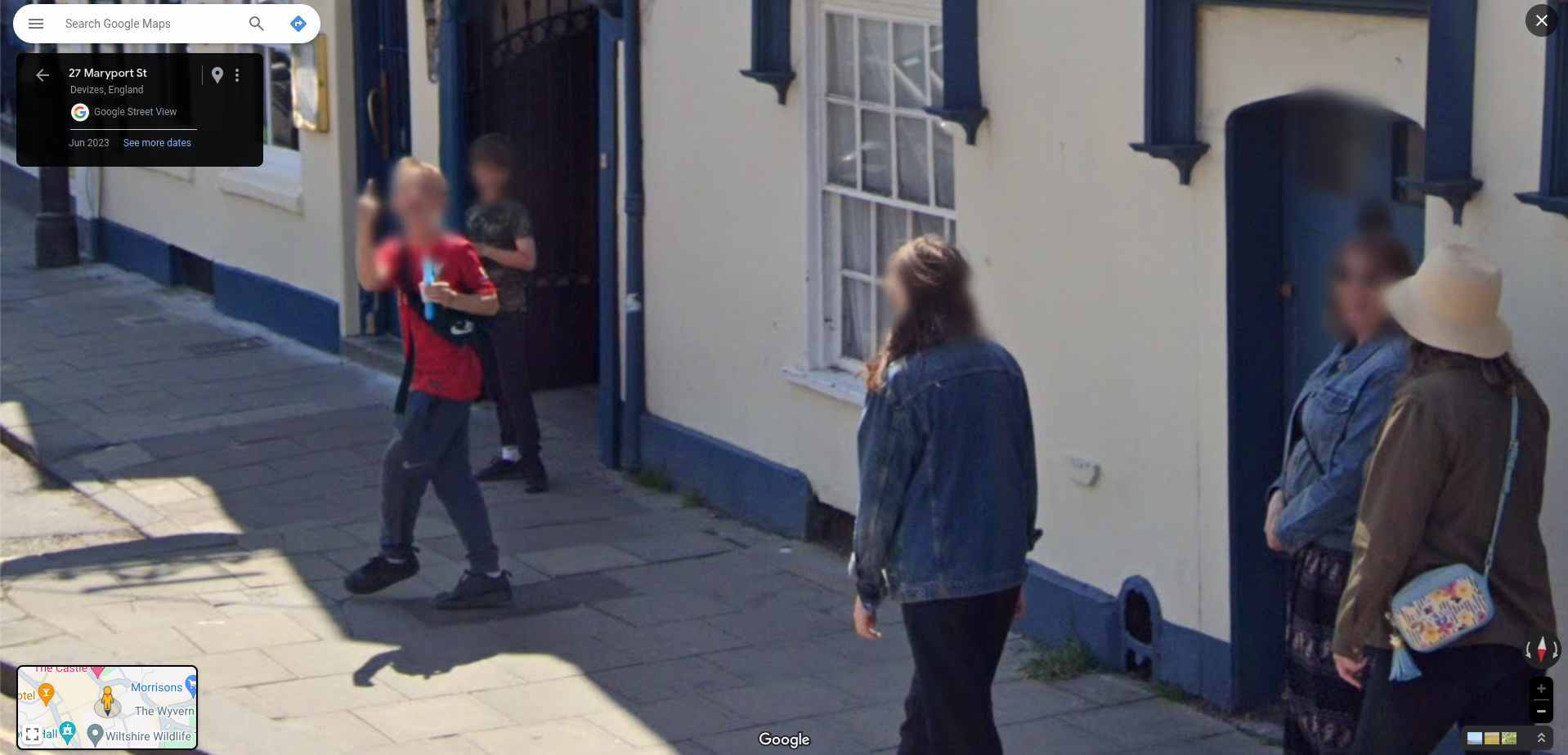Happy kids waving and then... - STREETVIEWFUN