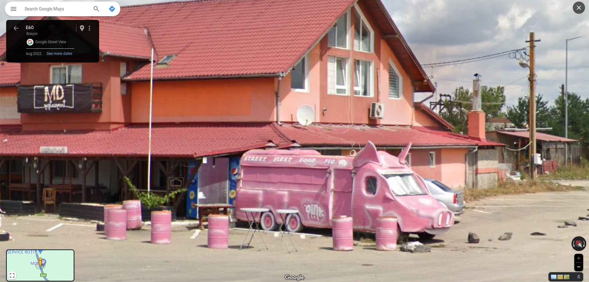 Piggy car - STREETVIEWFUN