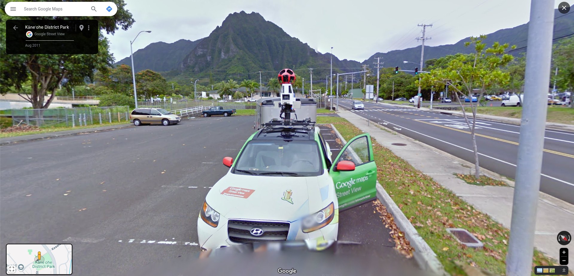 Google Maps car with driver's door open - STREETVIEWFUN