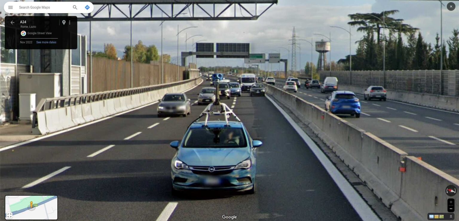Google maps car in Italy - STREETVIEWFUN