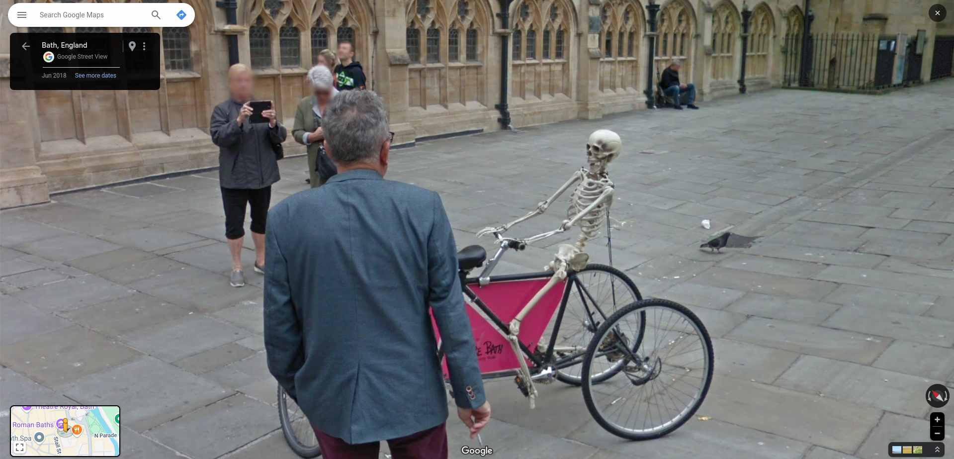 Skeleton on tricycle - STREETVIEWFUN