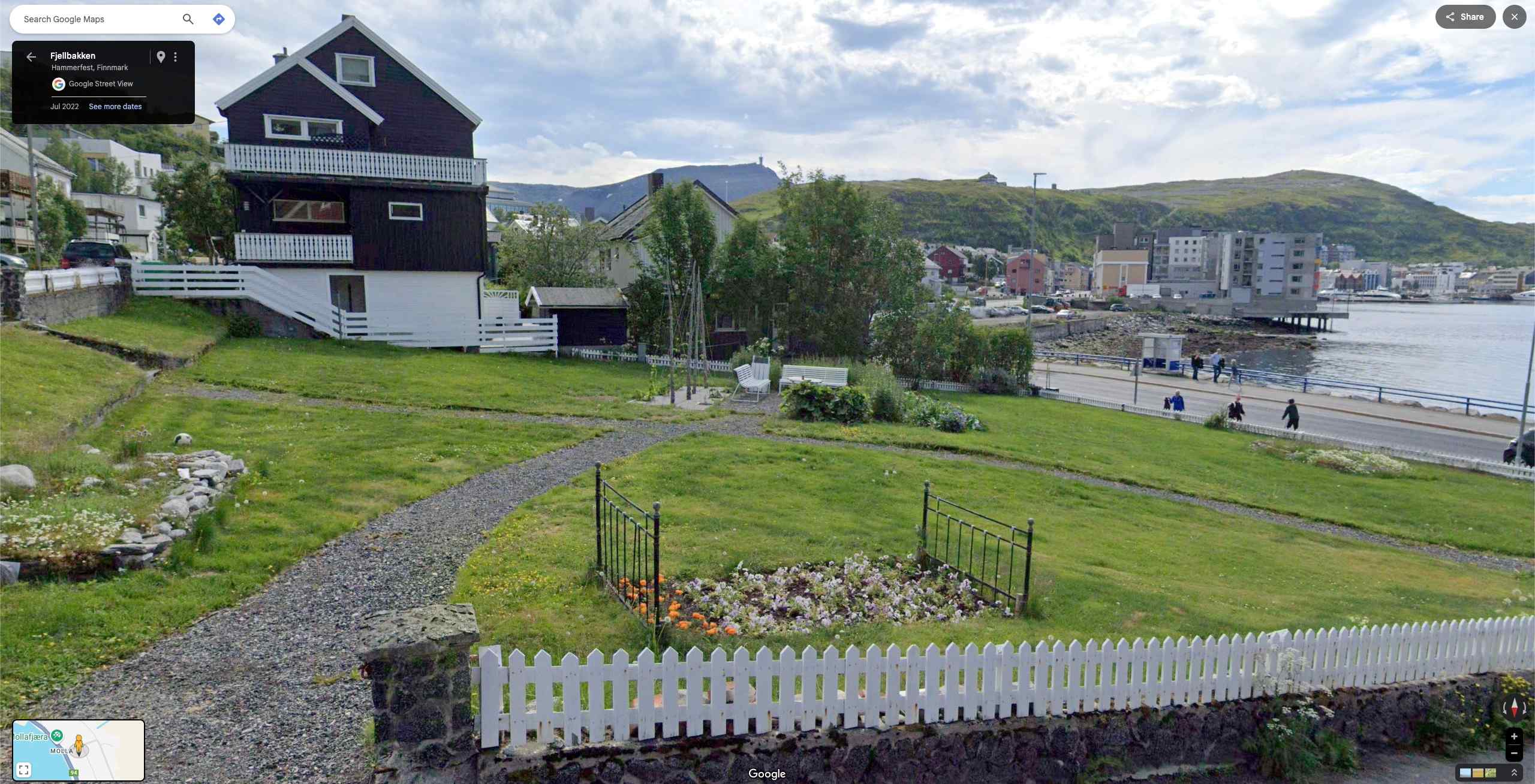 A garden bed - STREETVIEWFUN