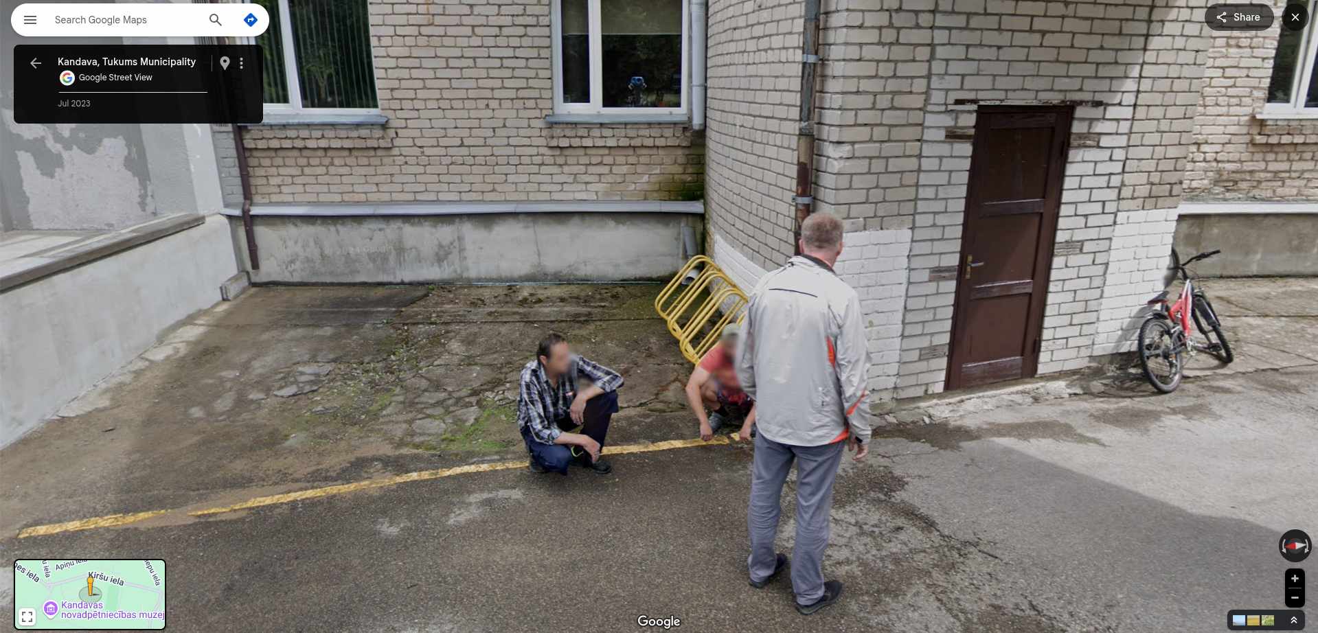 Latvian gopniks - STREETVIEWFUN