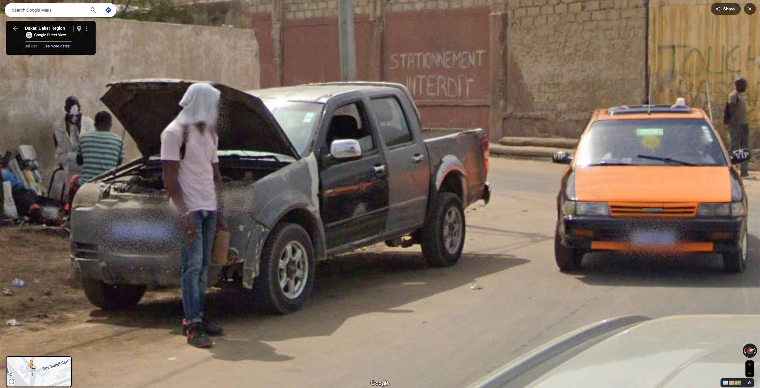 How to blur yourself on Google Maps Street View - STREETVIEWFUN
