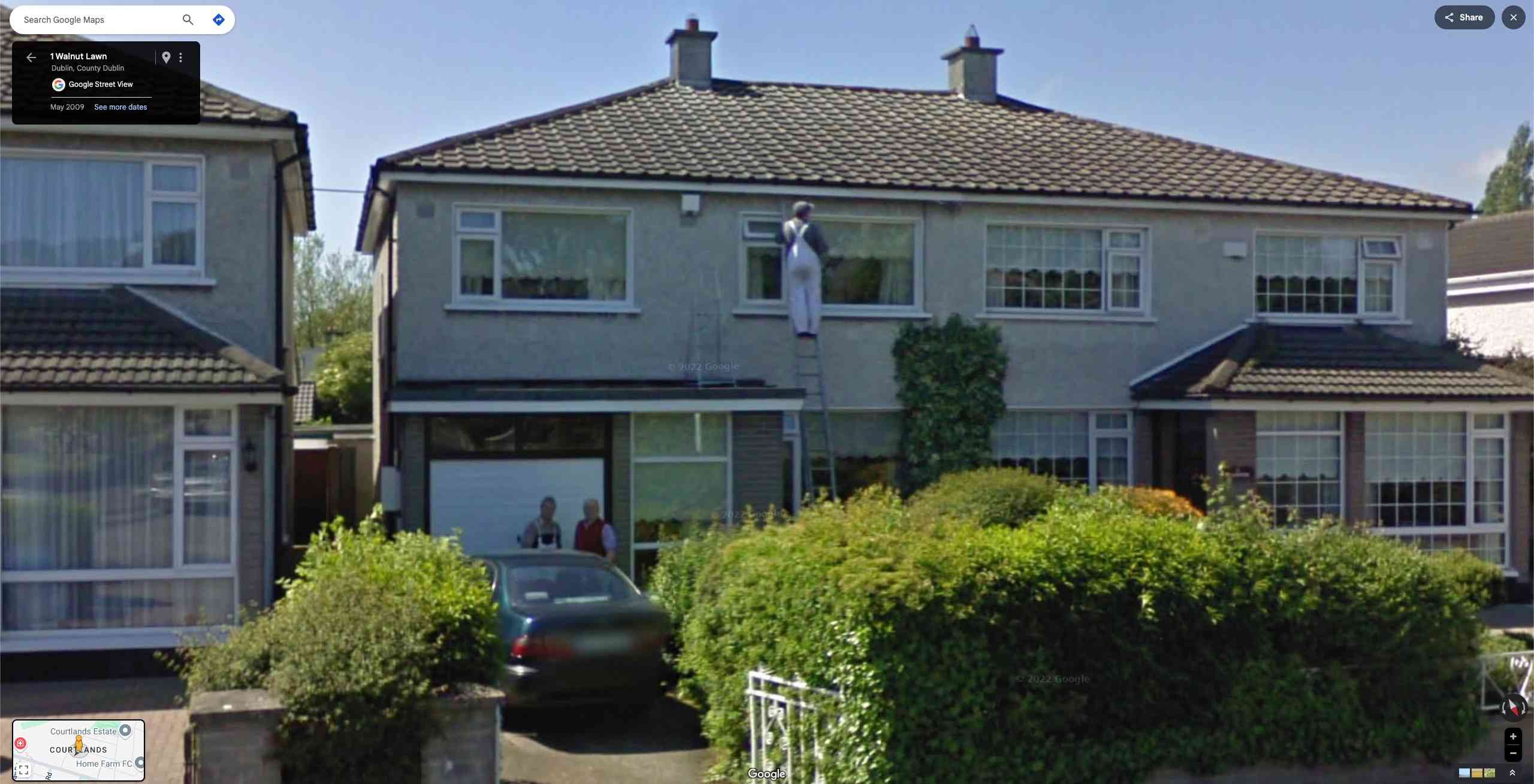 One working, two staring at Google - STREETVIEWFUN